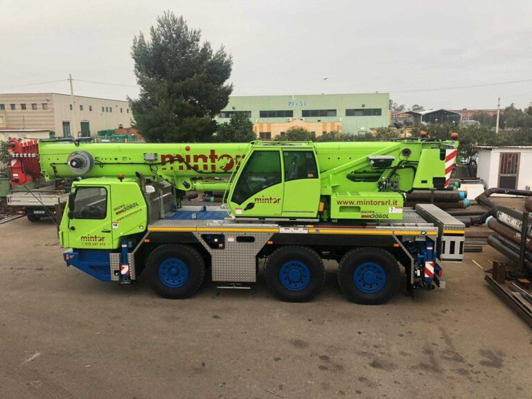 GRU MOBILE TELESCOPICA GMK3060L - MINTOR - Impianti Industriali ...